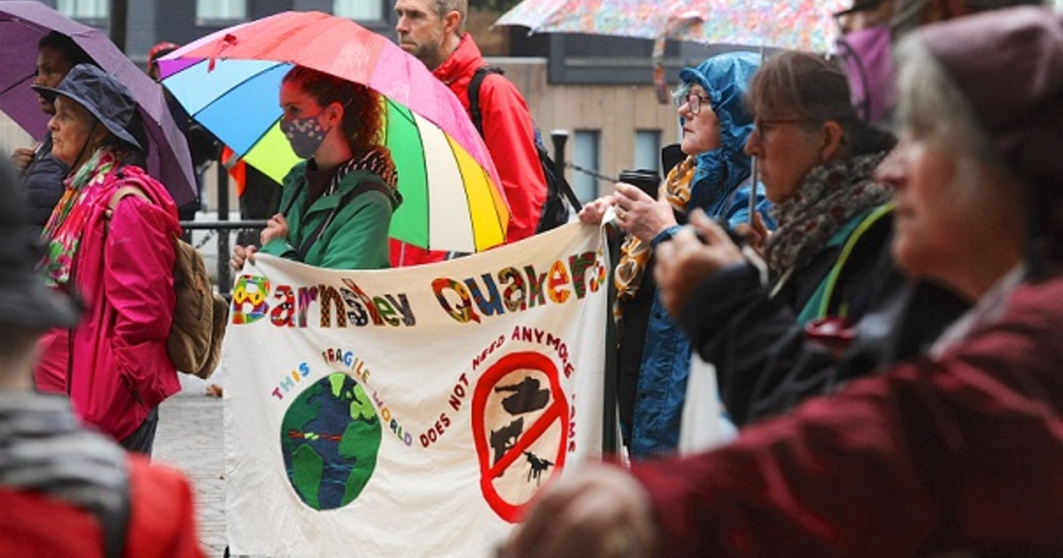 Quakers protest against the arms trade | Quakers in Britain