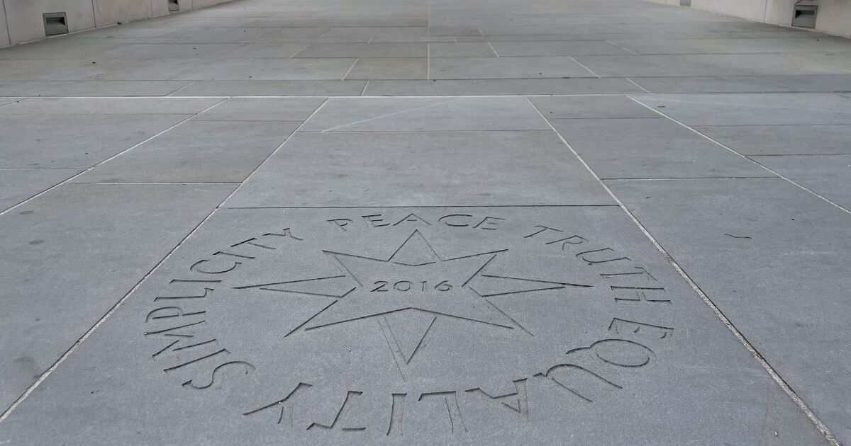 Quakers and MPs explore building kinder ground in politics | Quakers in ...