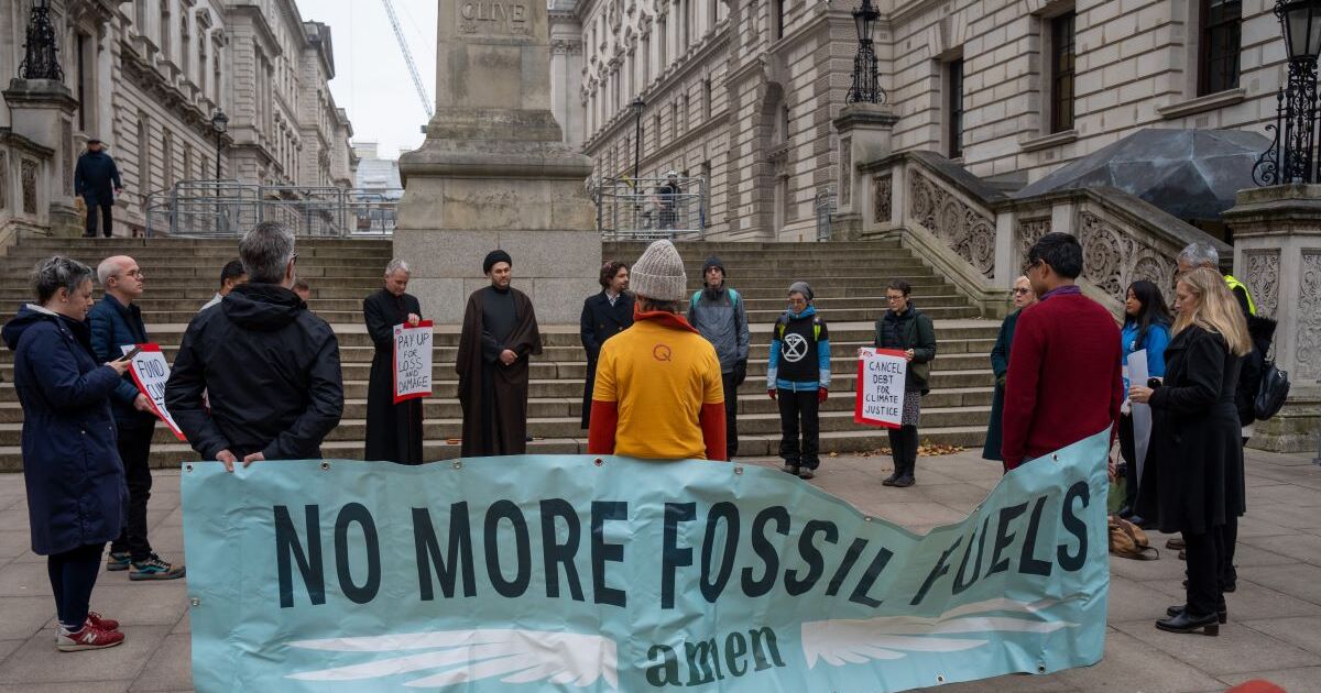 Quakers condemn crackdown on right to protest | Quakers in Britain