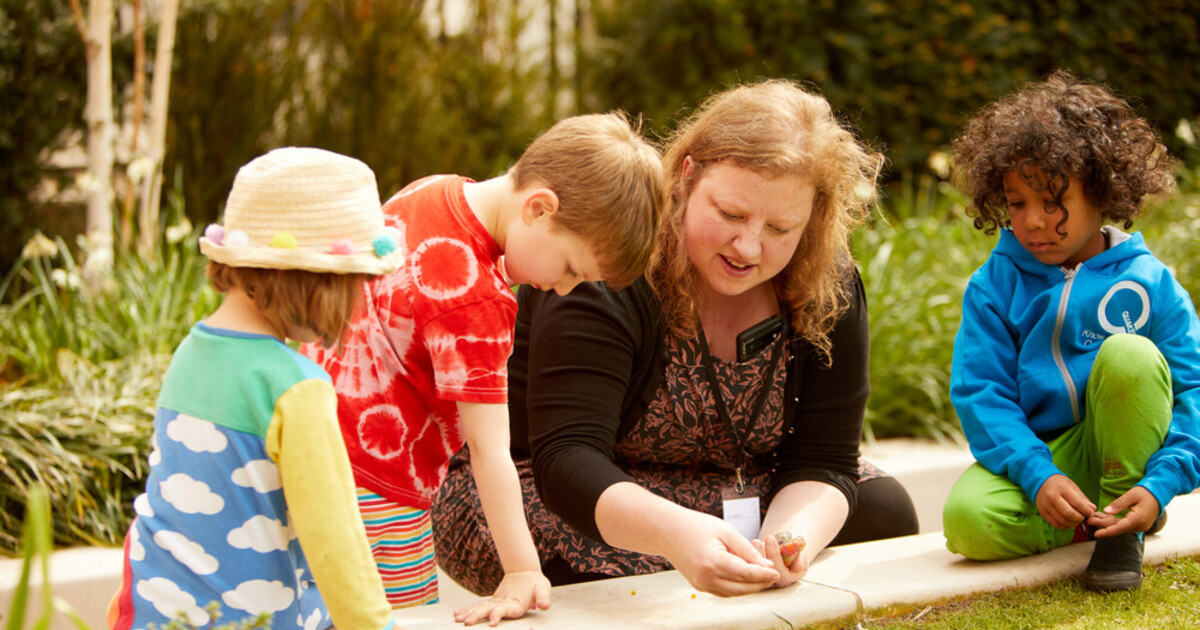 Youth, children and families' programmes | Quakers in Britain